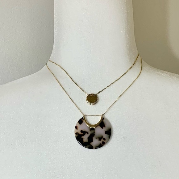 Express | Jewelry | Nwt Express Layered Necklace Gold And Black | Poshmark